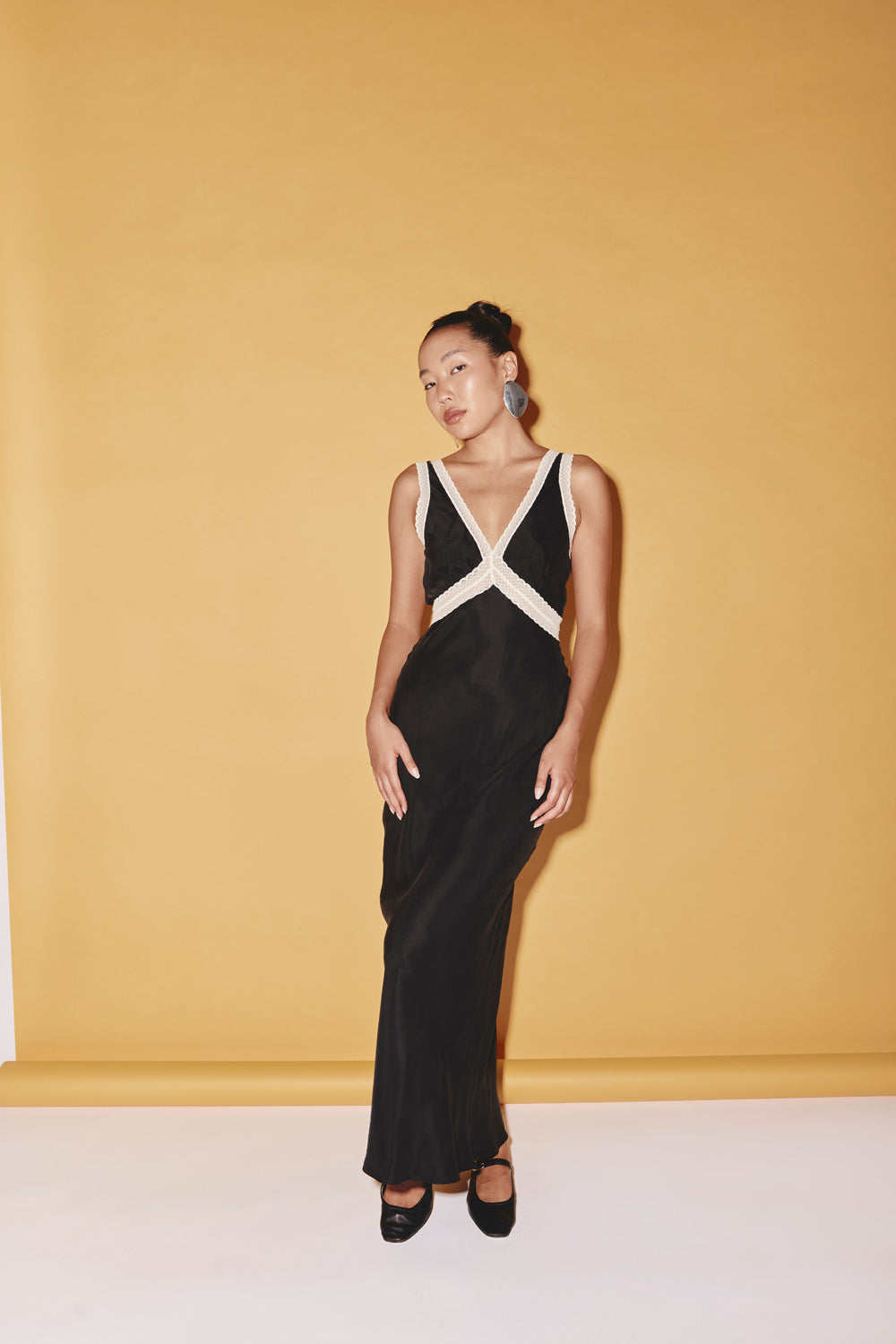 Meet Me On The Dance Floor Bias Cut Maxi Dress Black – VRG GRL